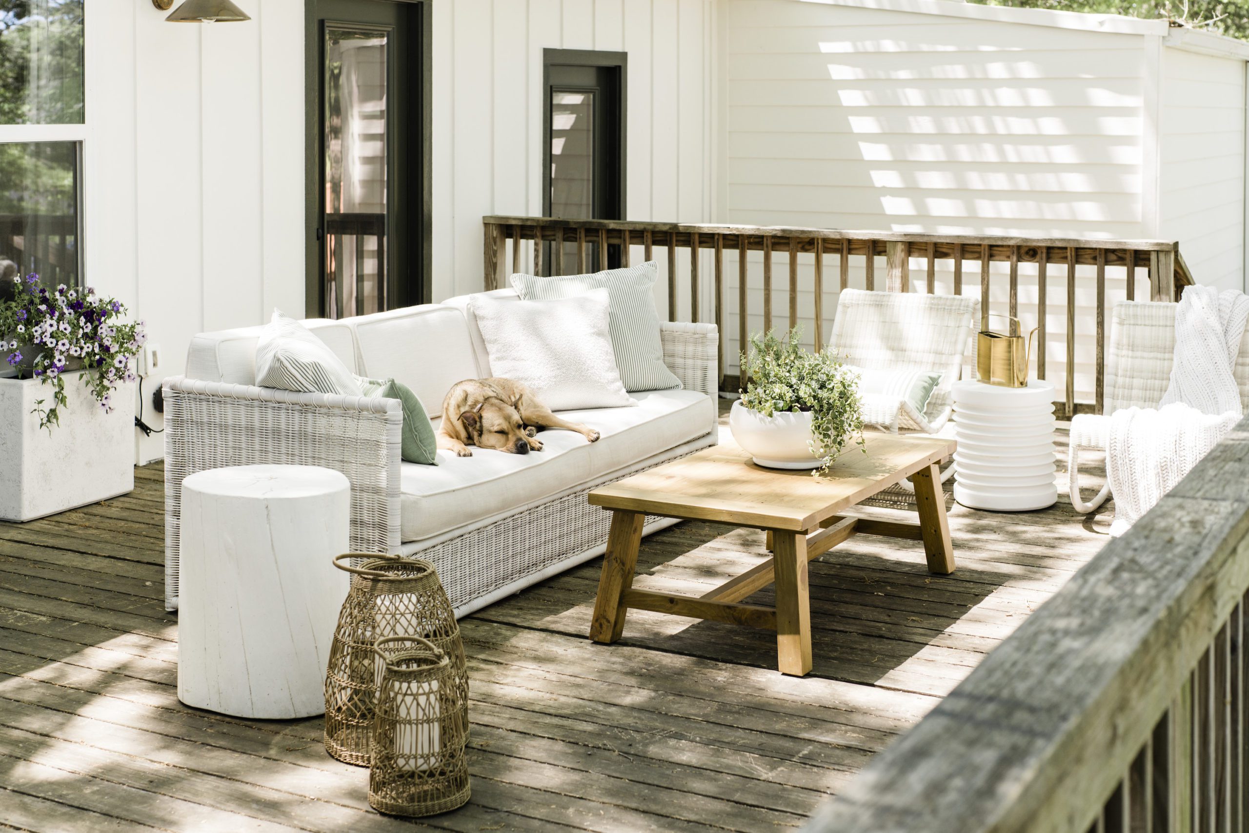 The Modern Cottage IDCO Lake House Exterior Reveal - The Interior ...