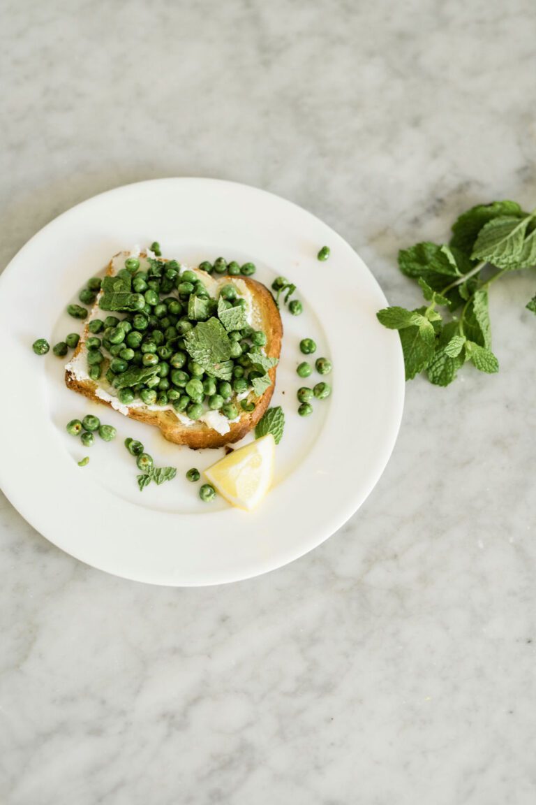 6 Summer Toast Recipes for Any Time of Day - The Interior Collective