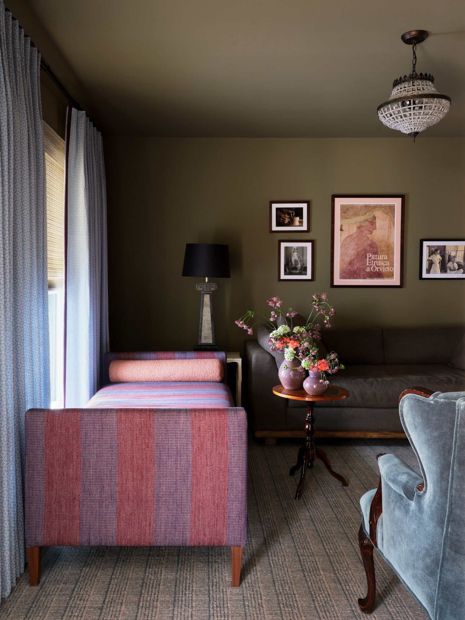 The Power of a Primary Color Pop - The Interior Collective