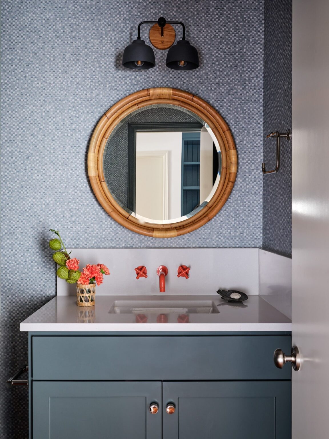 The Power of a Primary Color Pop - The Interior Collective