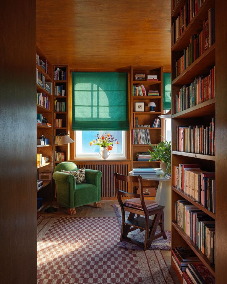 The Snug Has Become a Favored Layout Feature—Here’s Why - The Interior ...