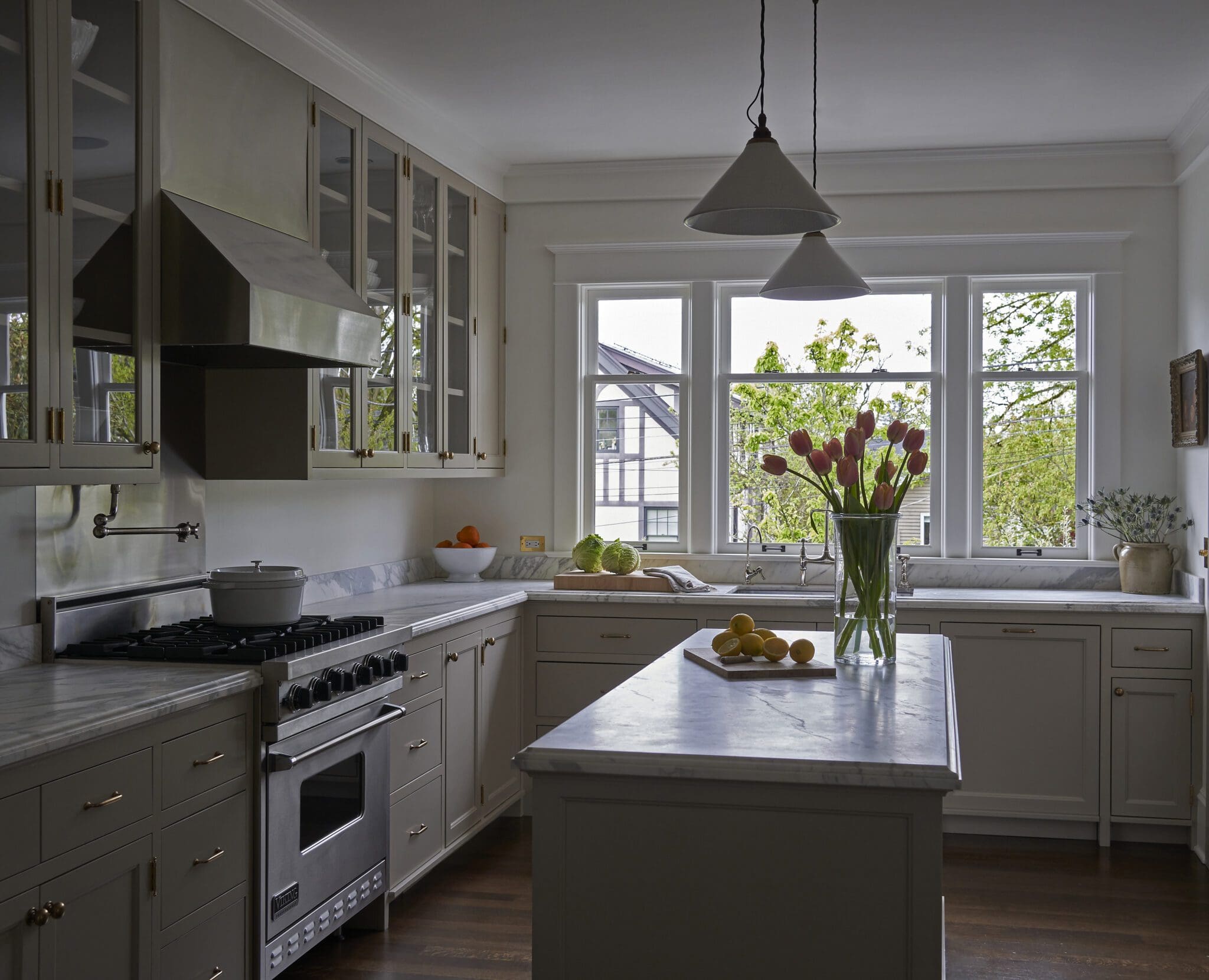 Thoughtful Details Revived This PNW Dutch Colonial - The Interior ...