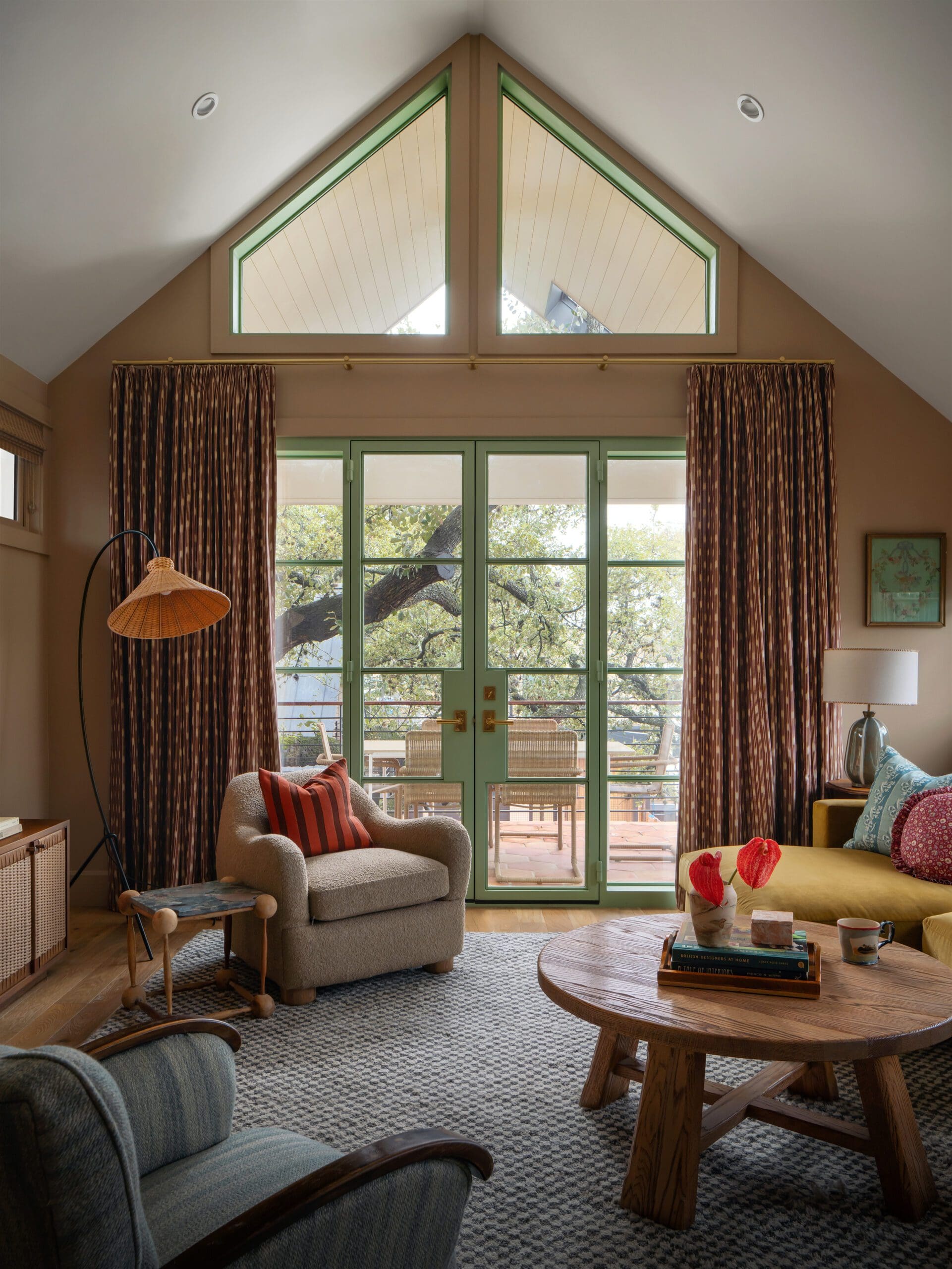 Inside a Thoughtfully Designed Modern Treehouse Home - The Interior ...