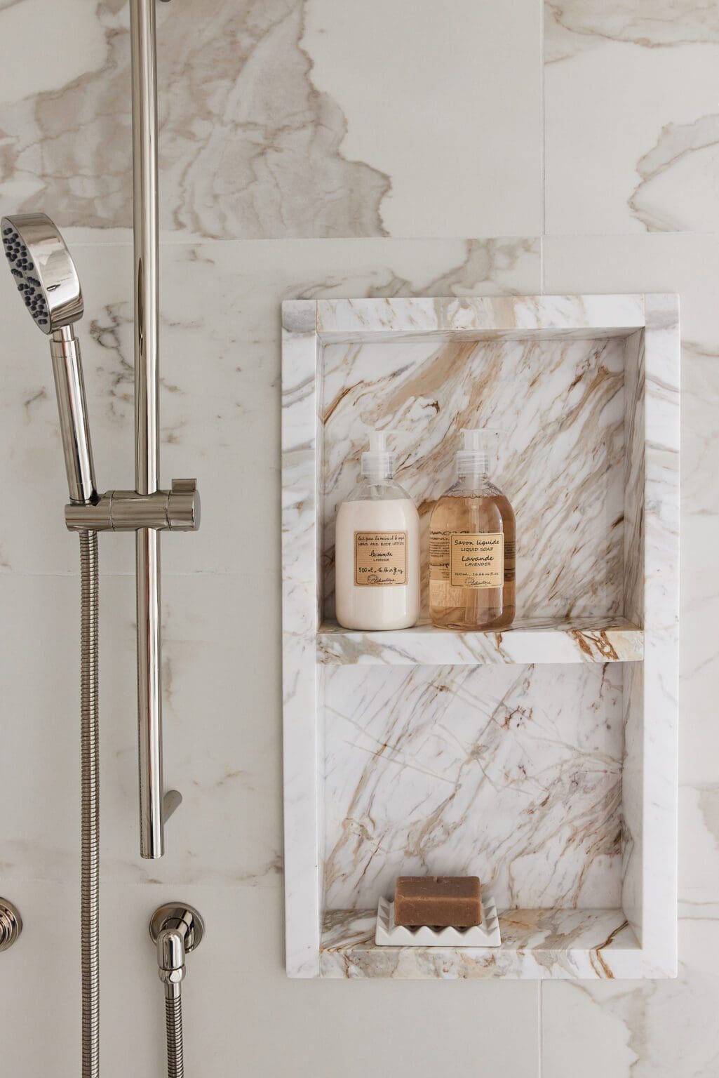 This West Coast–Inspired Renovation Brings New Life to a Chicago ...