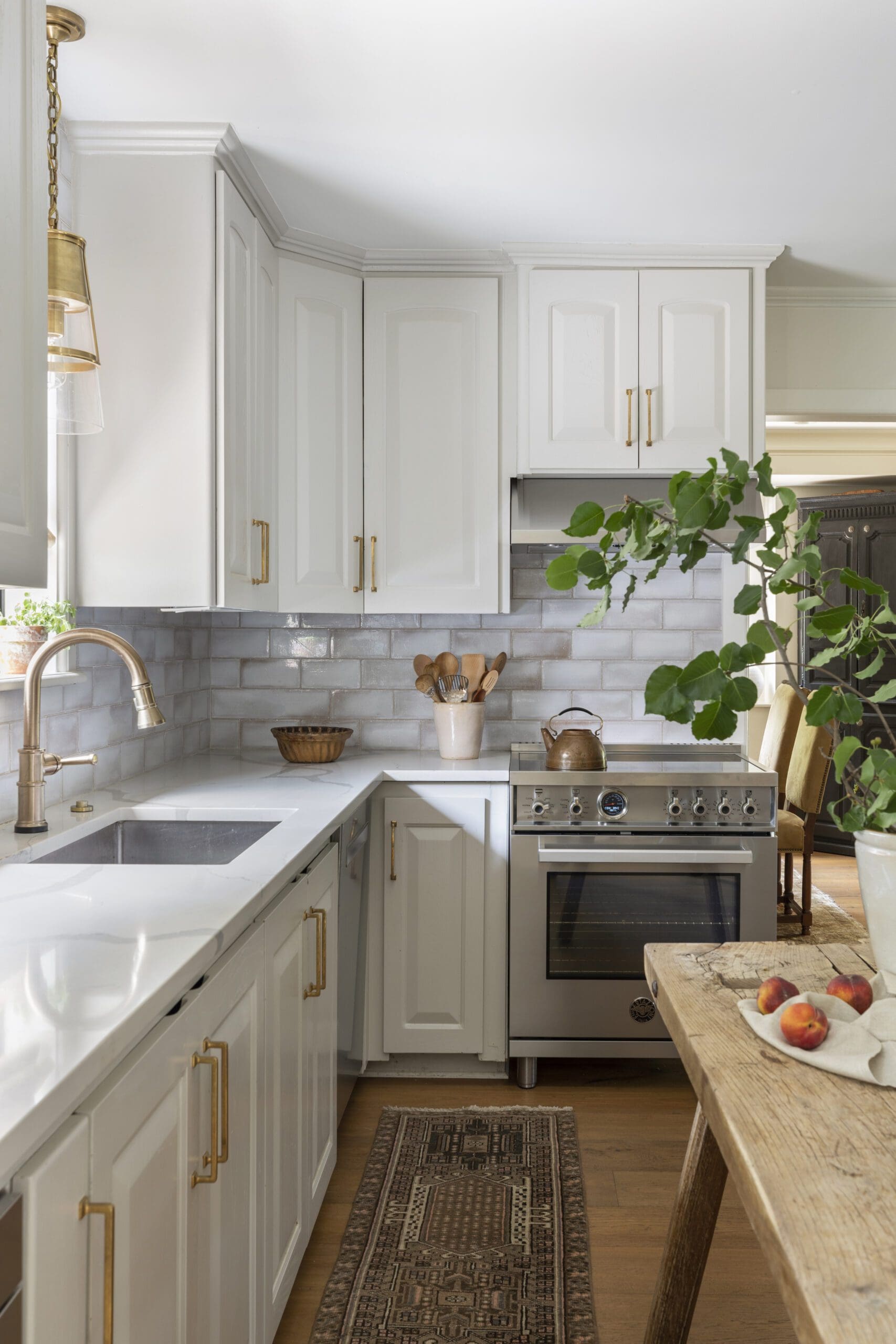Tour This Designer’s Serene Updated 1965 Ranch in Austin - The Interior ...